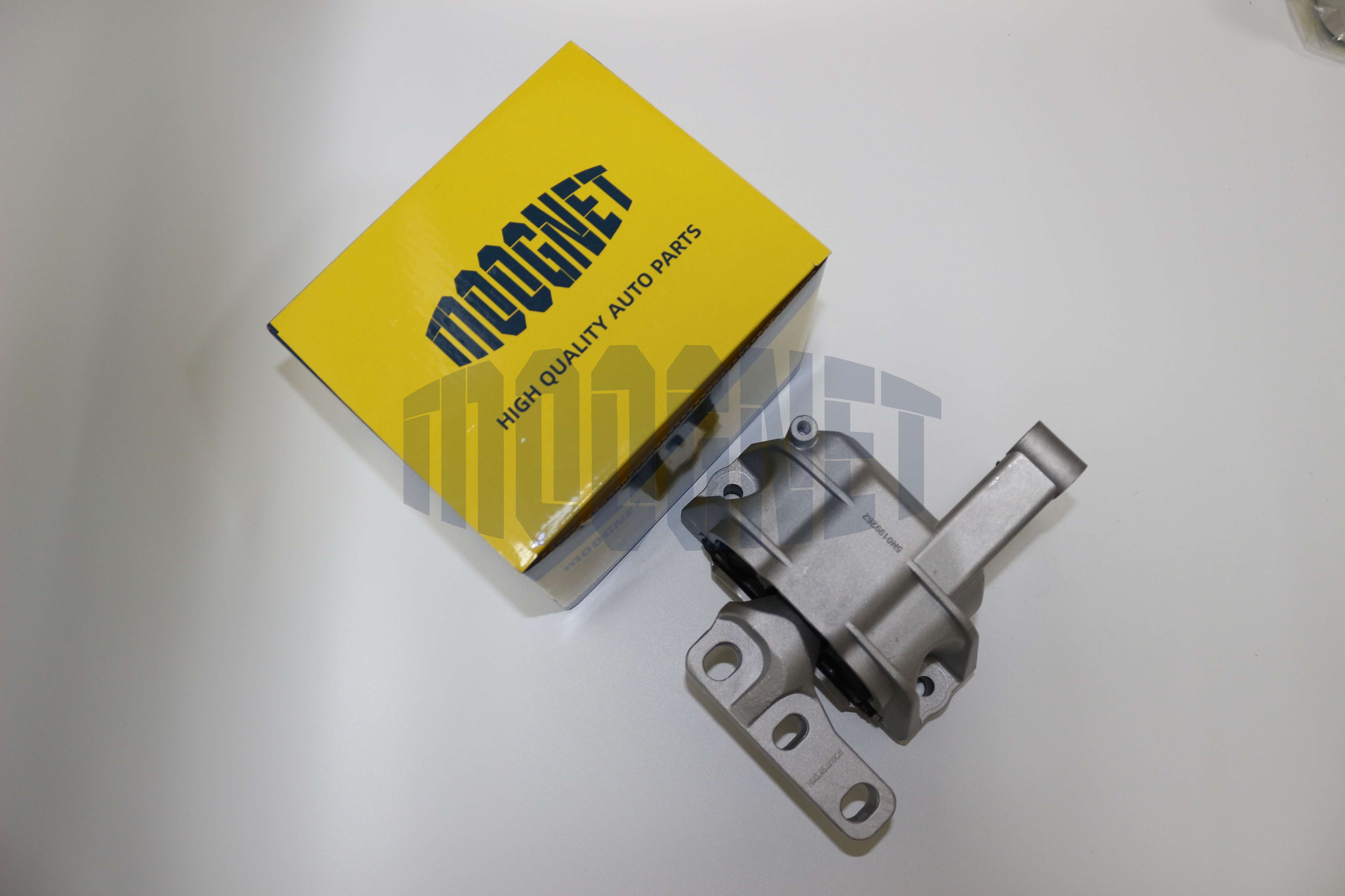 TIGUAN ENGINE MOUNTING - MOOGNET